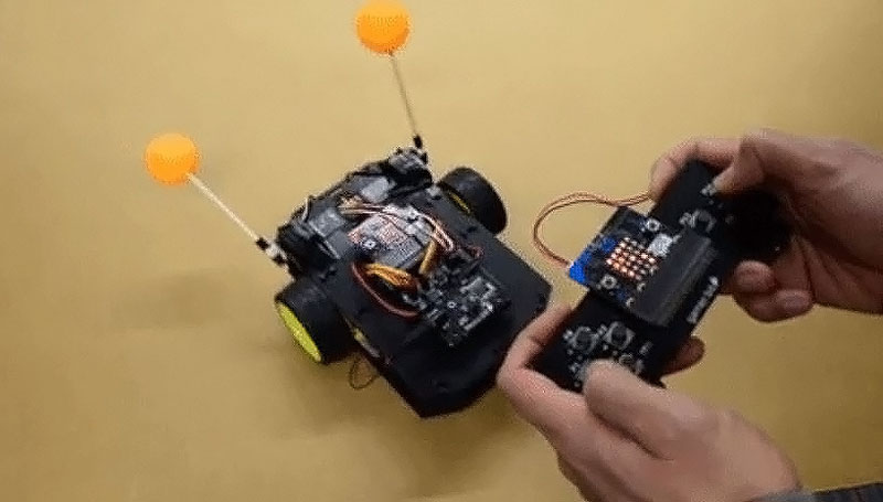 Wireless Remote Control with micro:bit